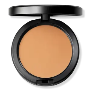 MAC COSMETICS Studio Fix Powder Plus Foundation With 24hr Oil Control + Blur-matte Finish - Nc40