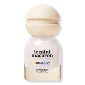 LE MINI MACARON Le Sweet Nail Polish Collection Chantilly