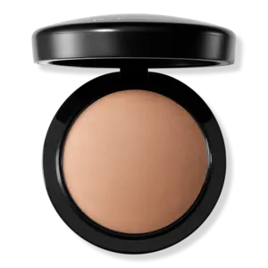 MAC COSMETICS Mineralize Skinfinish Natural Face Powder - Medium Dark