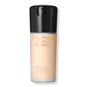 MAC COSMETICS Studio Radiance Serum Powered Foundation N18
