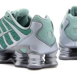 Nike Shox Tl W Sneakers - Cannon/grey