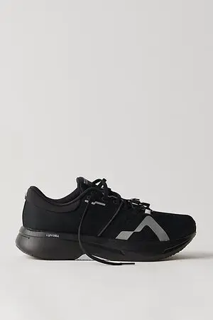 MOUNT TO COAST R1 Sneakers - Black