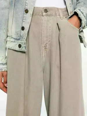 HAIKURE Pleated Wide-leg Jeans