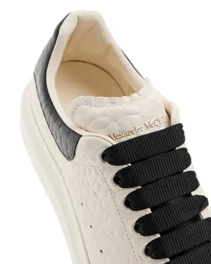 Alexander McQueen Oversized Sneakers - Ivory/blue