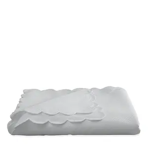 MATOUK 1350 Savannah Gardens Oblong Tablecloth, 68 X 162 Silver/silver