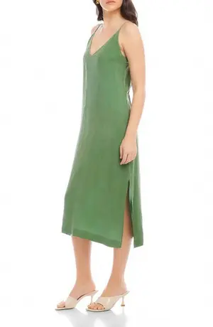 Fifteen Twenty Jordyn Side Slit Midi Dress