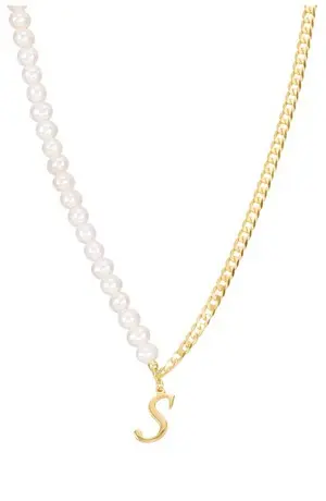 ATHRA LUXE Freshwater Pearl & Curb Link Initial Pendant Necklace - Gold