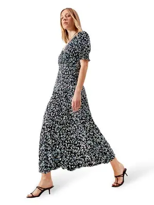 RO&ZO Pansy Print Shirred Cuff Midi Dress