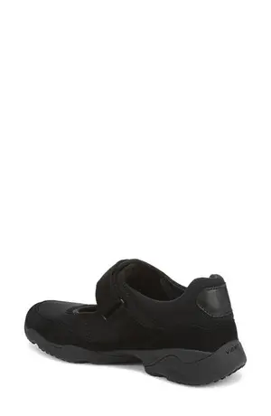 Vionic Walk Slim Giselle Mary Jane Sneaker - Black