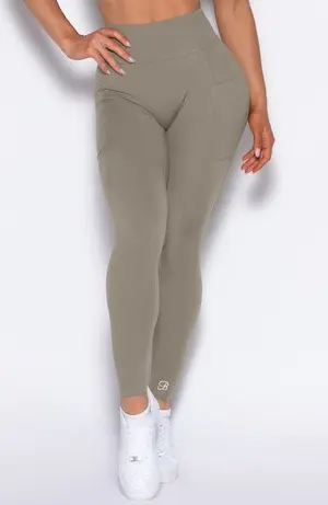 BOMBSHELL SPORTSWEAR Define Leggings Stone