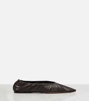 THE ROW Liisa Leather Ballet Flats - Brown