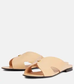 Loro Piana Vera Leather Sandals - Beige