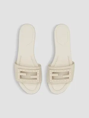 Fendi Baguette Ff Leather Sandals - Camelia