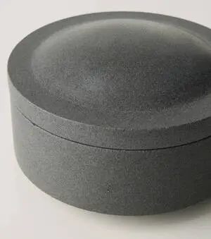 LOUISE ROE Gallery Object 07 Stoneware Container - Black