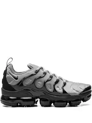 Nike Air Vapormax Plus Sneakers - Grey