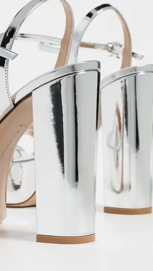 GIANVITO ROSSI Marlena Metallic Heels - Silver