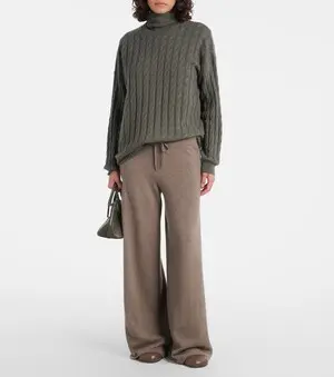 LISA YANG Cable-knit Cashmere Crewneck Sweater
