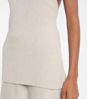 LISA YANG Maddie Cashmere Turtleneck Top - Beige