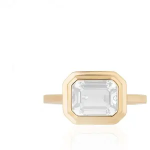 Goshwara Manhattan Emerald Cut Ring - Moon Quartz