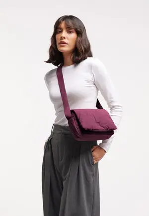 GOT BAG Cloud Crossbody Bag