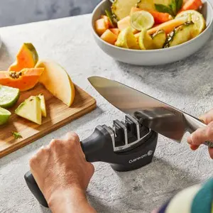 CUISINE::PRO® Id3® 3-step Knife Sharpener