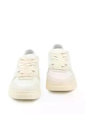 AUTRY Medalist Low Leather Sneakers - White