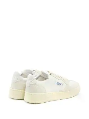 AUTRY Medalist Low Leather Sneakers - White