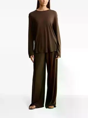 12 STOREEZ Long-sleeve Silk T-shirt