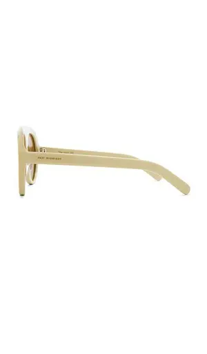 PAST MIDNIGHT The Icon Sunglasses - Ivory