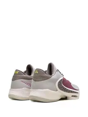 Nike Zoom Freak 4 Letter Bros Sneakers - Grey