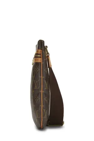 LOUIS VUITTON Monogram Pochette Bosphore