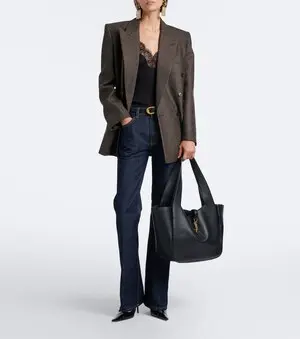 Saint Laurent Le 5 À 7 Bea Tote Bag - Black