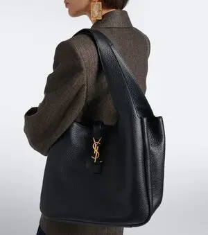 Saint Laurent Le 5 À 7 Bea Tote Bag - Black