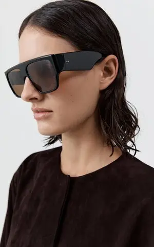 ST. AGNI Linea Oversized Sunglasses