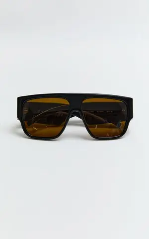 ST. AGNI Linea Oversized Sunglasses