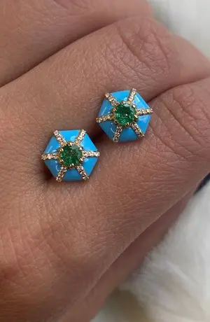 Goshwara Queen Hexagon Stud Earrings - Green