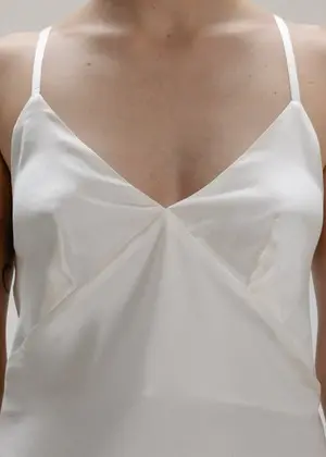 ALAS V-neck Sleeveless Silk Blouse - Milk White