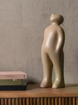 GARDECO Large The Visitor Ceramic Figurine