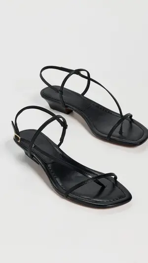 Madewell The Maycie Asymmetric T-strap Sandal