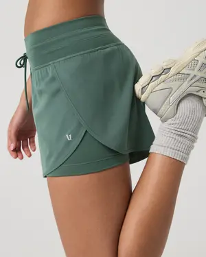 Vuori Daily Speed 2.5" Shorts Agate Green