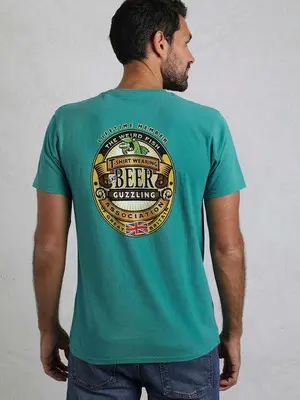 WEIRD FISH Beer Guzzling Back Print Artist T-shirt - Viridis