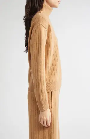 Eleventy Wool & Cashmere Turtleneck Sweater