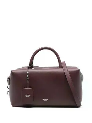 Zip fastening tote bags