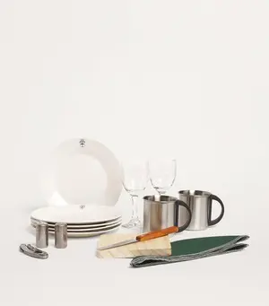 LES JARDINS DE LA COMTESSE Champs Elysées Picnic Basket And Dining Set