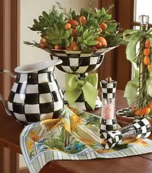 MACKENZIE-CHILDS Courtly Check Pitcher - Black