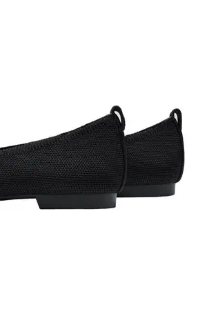 Vivaia Square-toe Flats