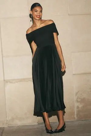 Hutch off-the-shoulder midi dresses