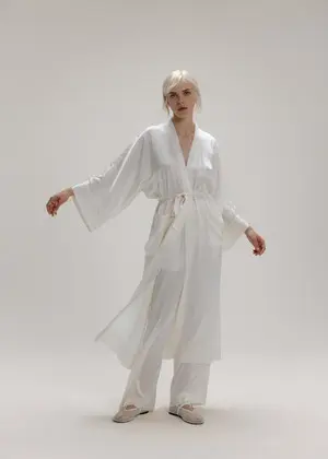 ALAS Silk Kimono Robe - Milk White