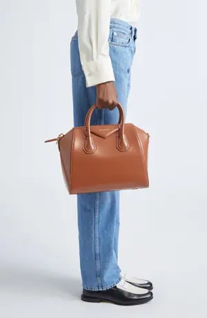 Givenchy Small Antigona Leather Satchel - Caramel Brown