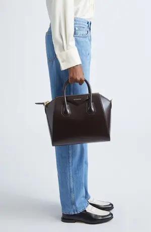 Givenchy Small Antigona Leather Satchel - Chocolate
